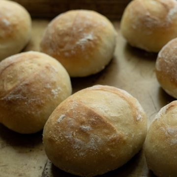 The Best-Ever Crusty Sourdough Rolls (Easy Recipe!) : Heart's Content ...