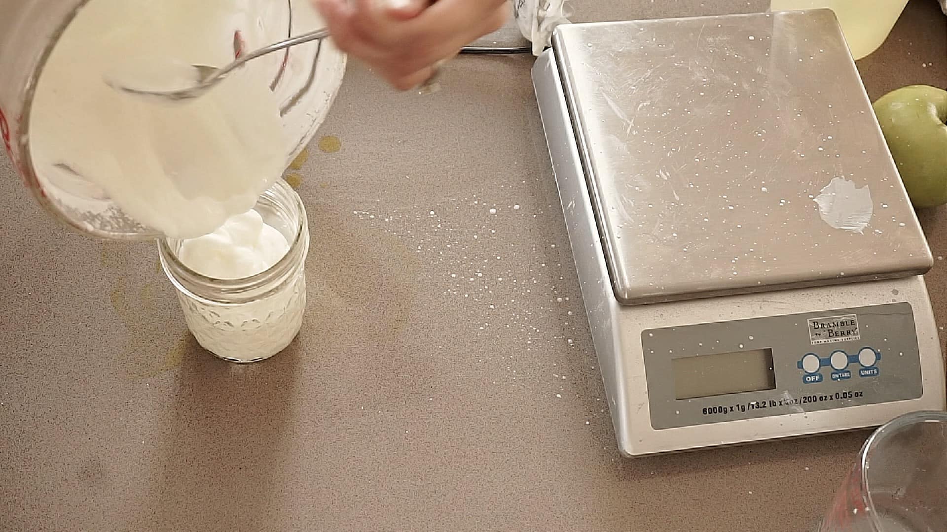 How to Make Homemade Lotion: Easy Lotion Recipe : Heart's Content Farmhouse