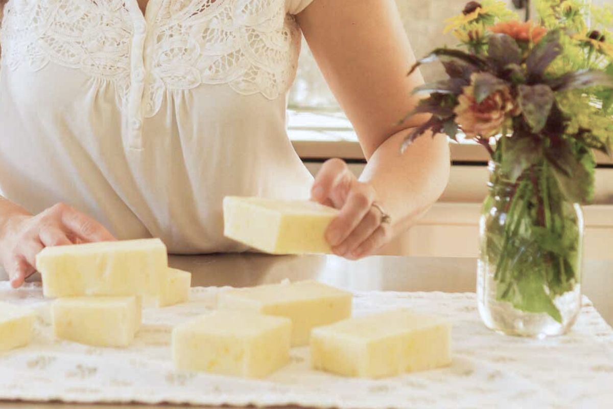 Ultimate Guide to Soap Making for Complete Beginners {Plus a Simple Recipe}