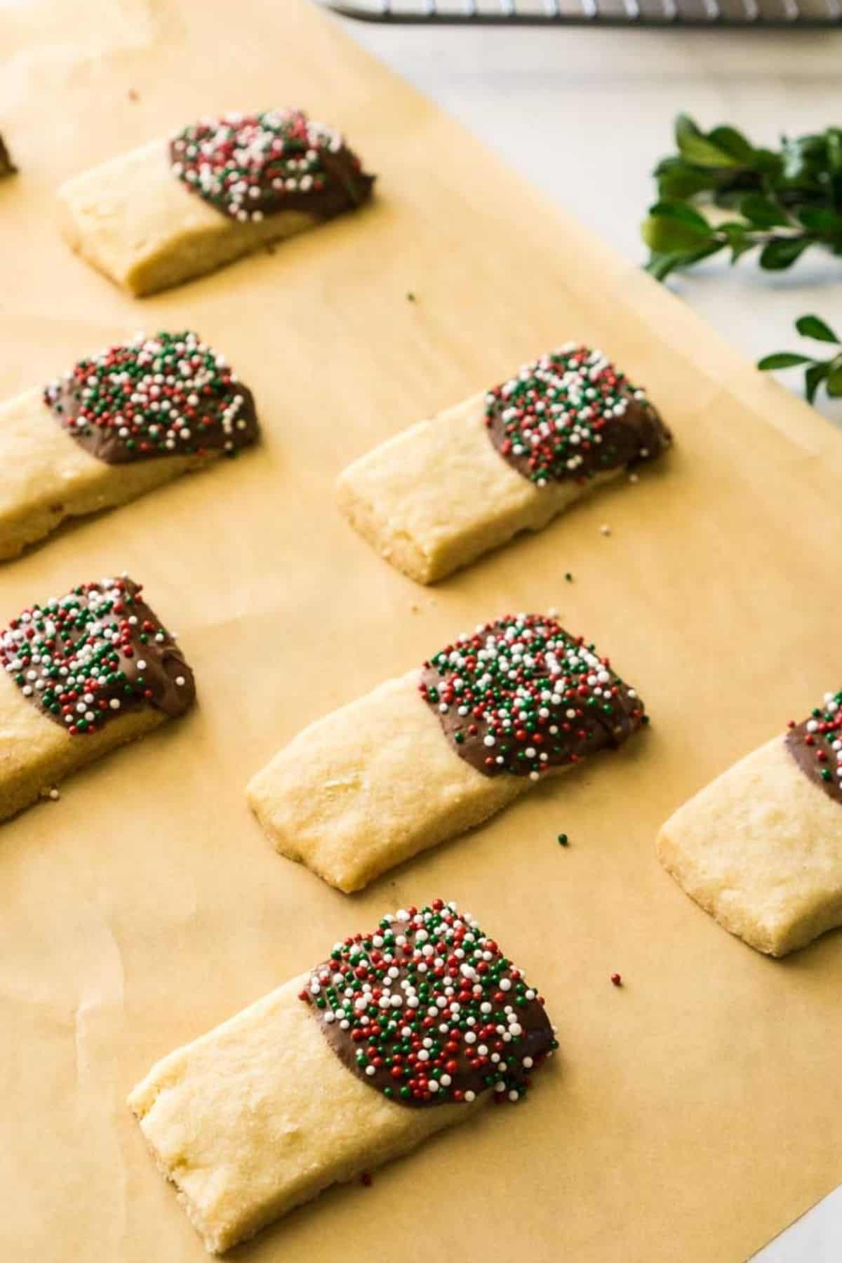 Chocolate Covered Shortbread Cookies (Recipe + Video!) - Heart's ...