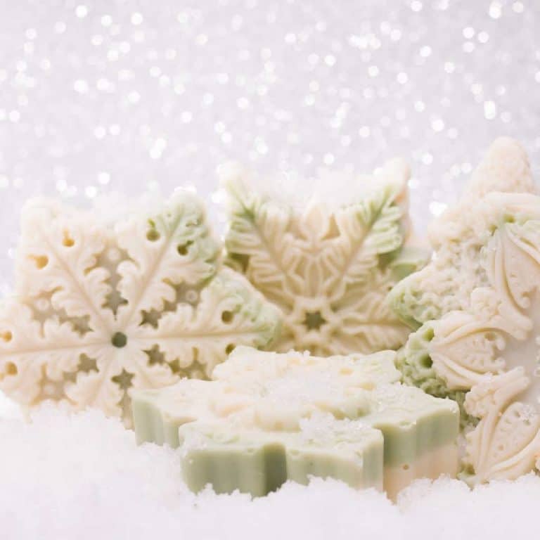 15 Gorgeous Christmas Soap Recipes to Make and Give