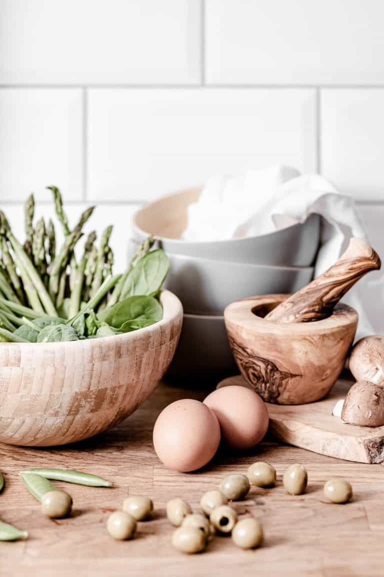 Homemaking 101: Ultimate Home Management Guide for Beginners