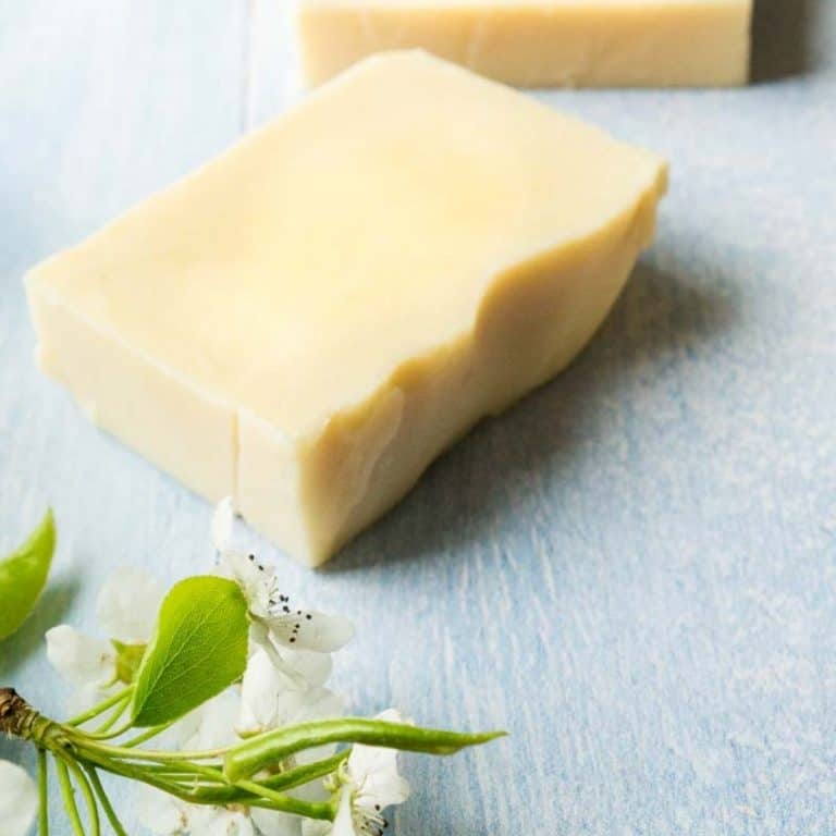 How to Make Goat Milk Soap For Beautiful + Glowing Skin