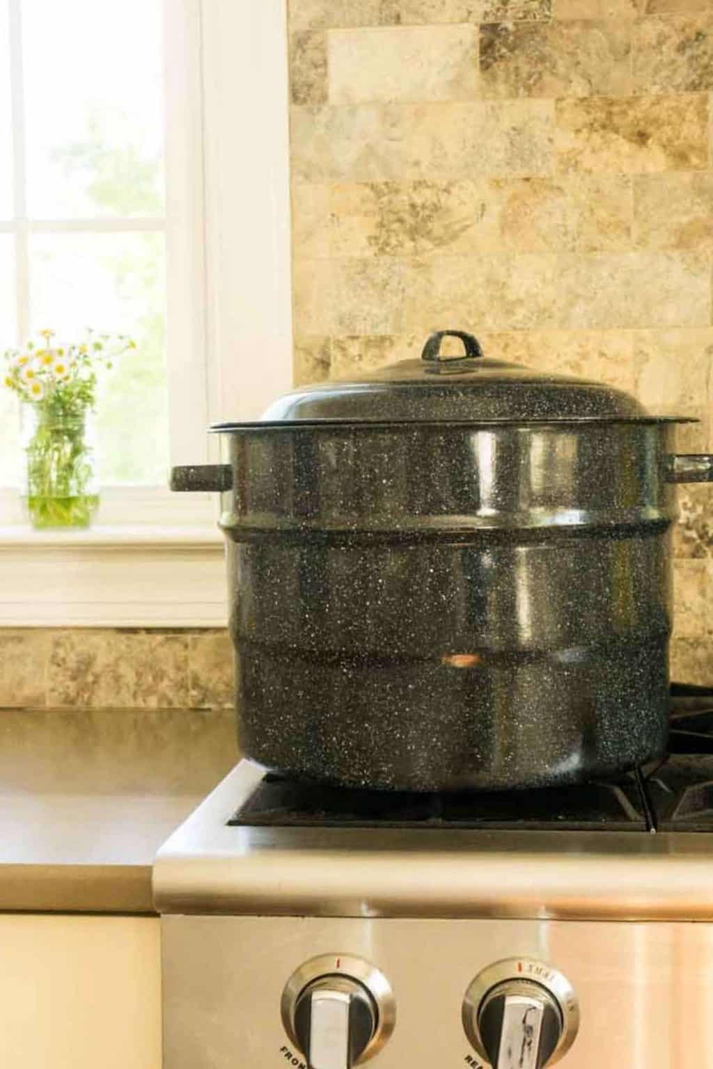 Free Printable Canning Labels {Easy Download!}