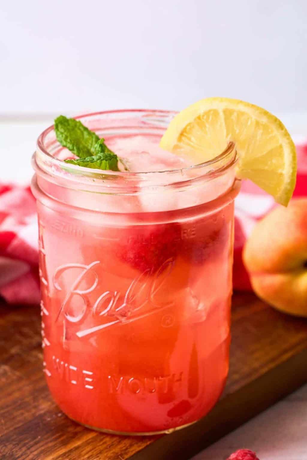 Raspberry Peach Lemonade : Hearts Content Farmhouse