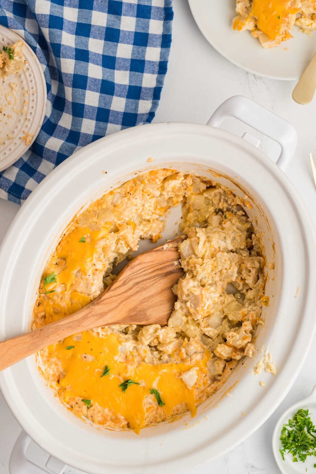 Crockpot Cheesy Potato Casserole (With Frozen Hash Browns)