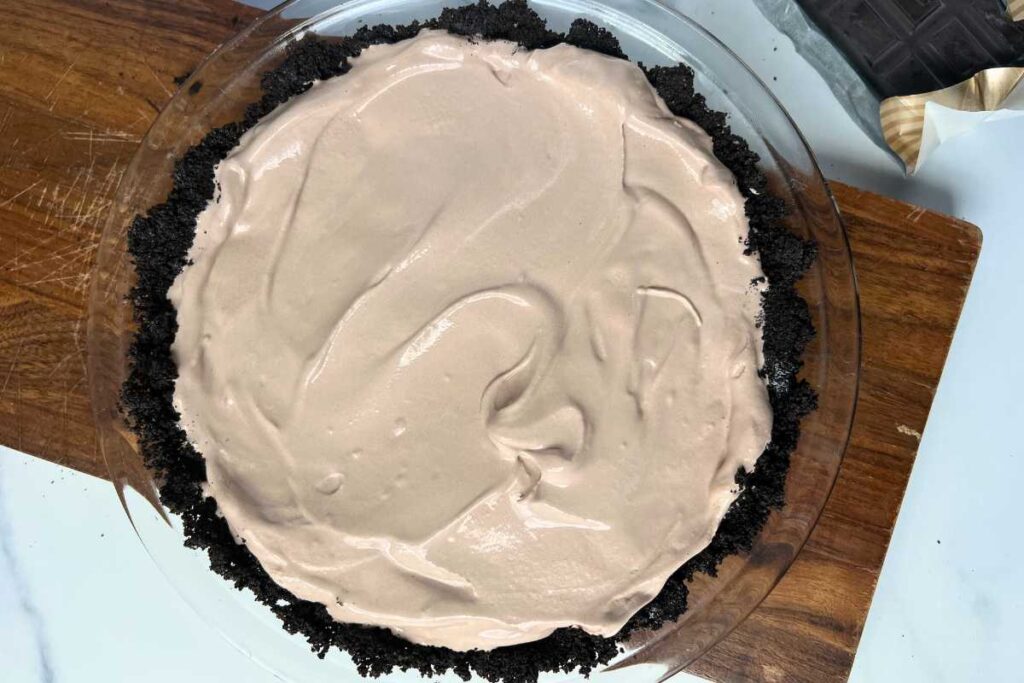 Super-Easy Chocolate Ice Cream Pie