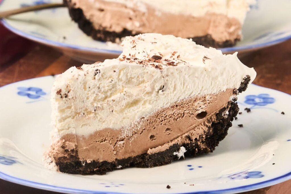 Super-Easy Chocolate Ice Cream Pie