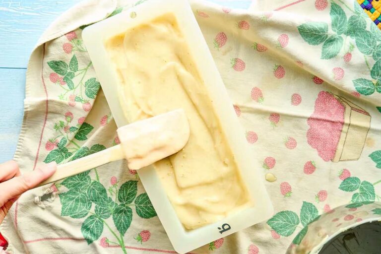 Ultimate Guide to Soap Making for Complete Beginners {Plus a Simple Recipe}