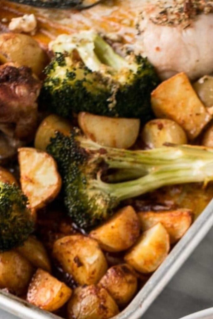 17 Super Easy Chicken Sheet Pan Dinners for Busy Weeknights