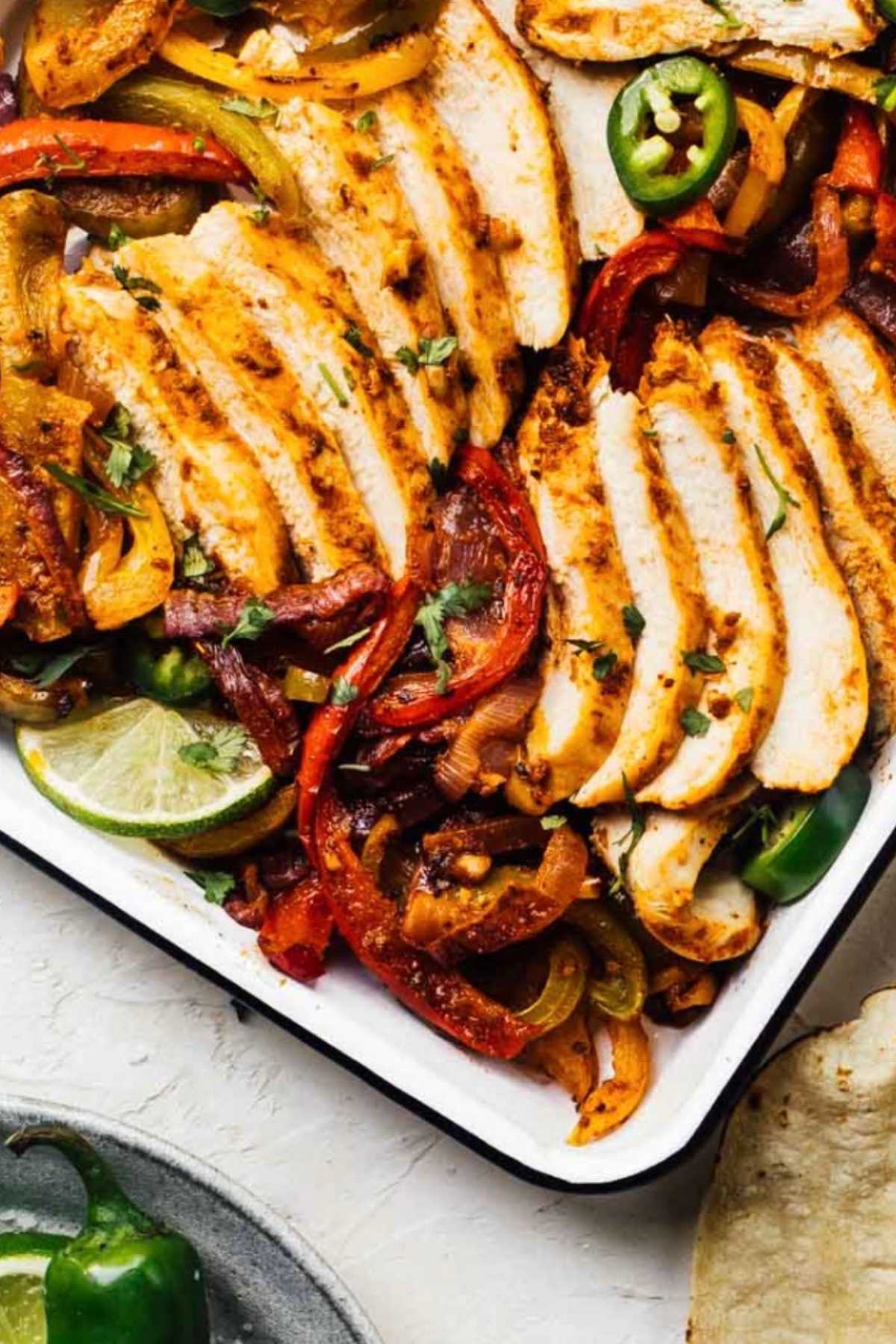 17 Super Easy Chicken Sheet Pan Dinners for Busy Weeknights