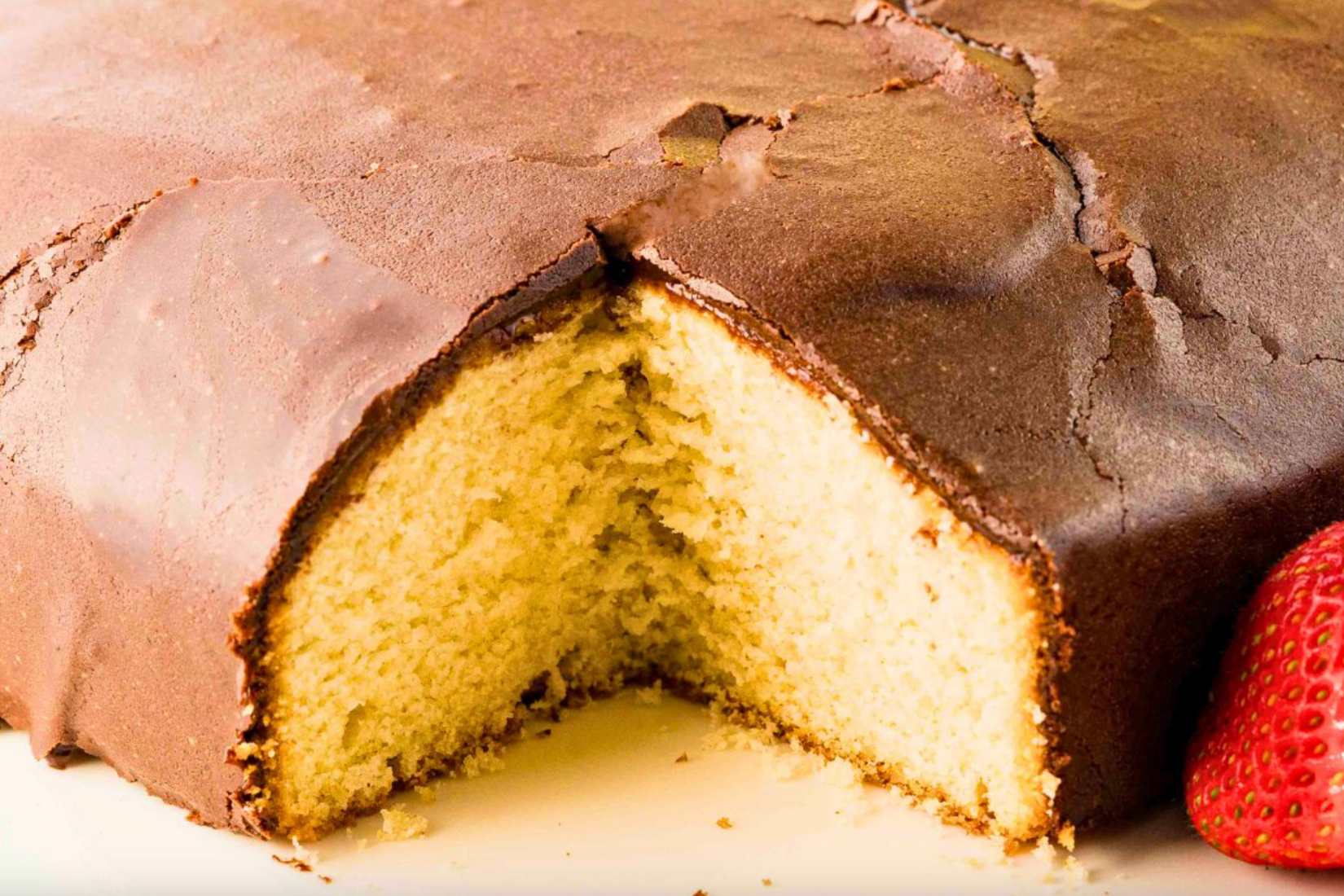 31 Old Fashioned Cake Recipes Inspired by Grandma's Kitchen
