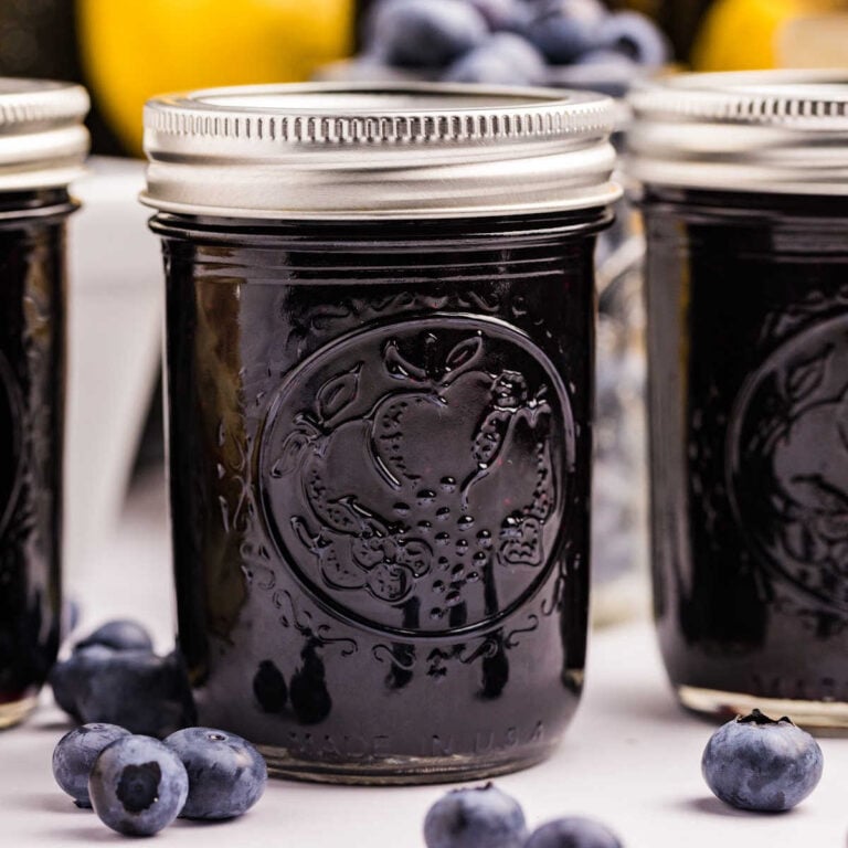 Old-Fashioned Blueberry Preserves for Canning