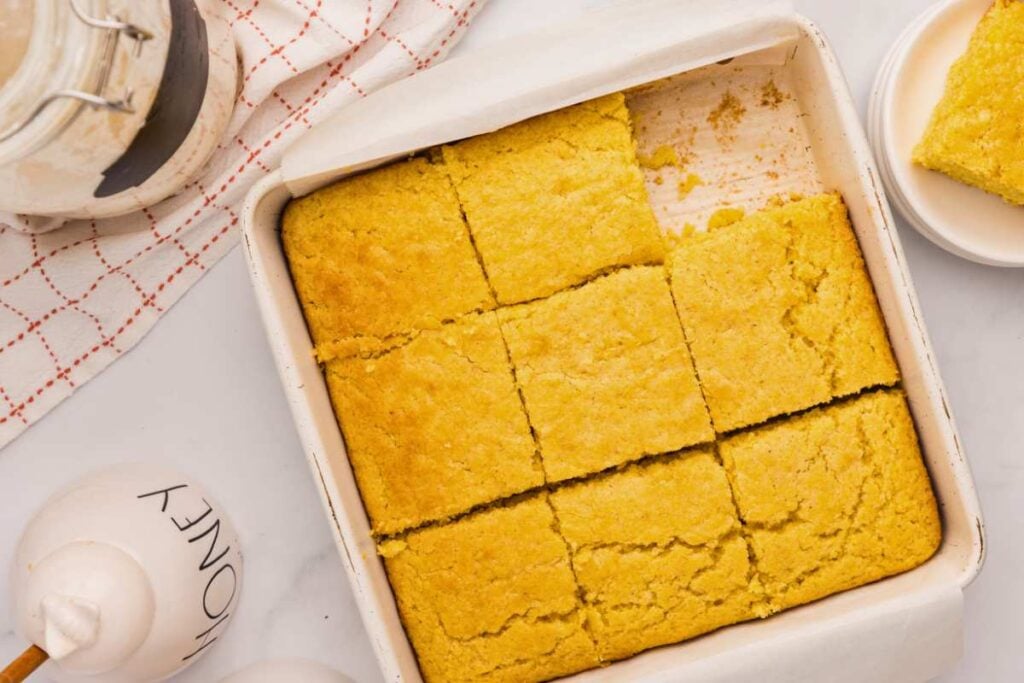 Easy Sourdough Cornbread