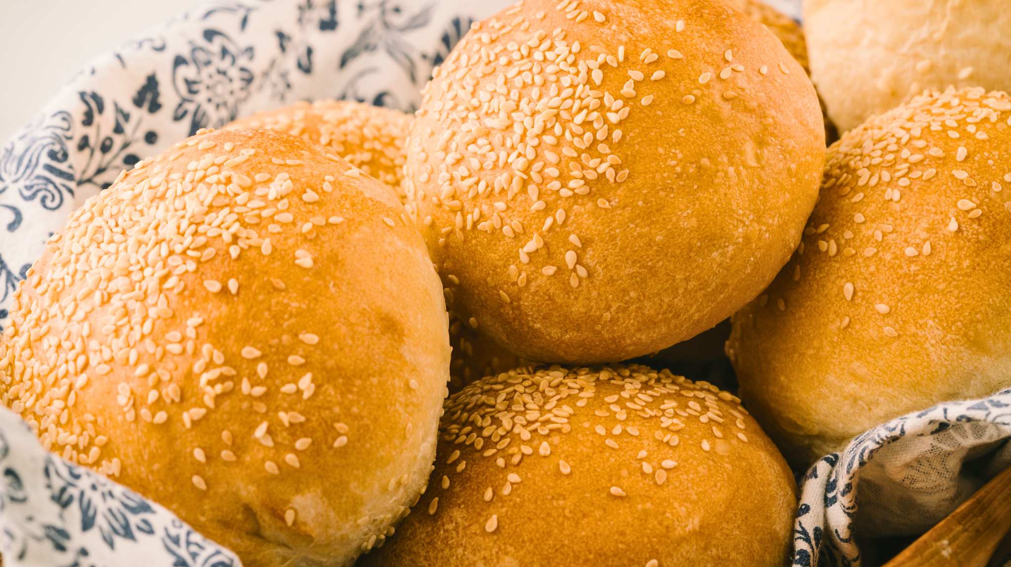 Chewy Italian Sesame Rolls